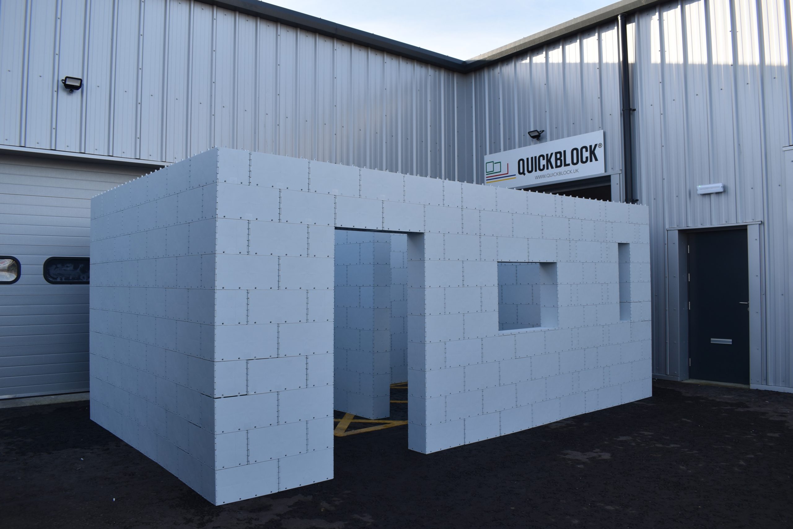 Top creative uses for pop-up buildings - QUICKBLOCK